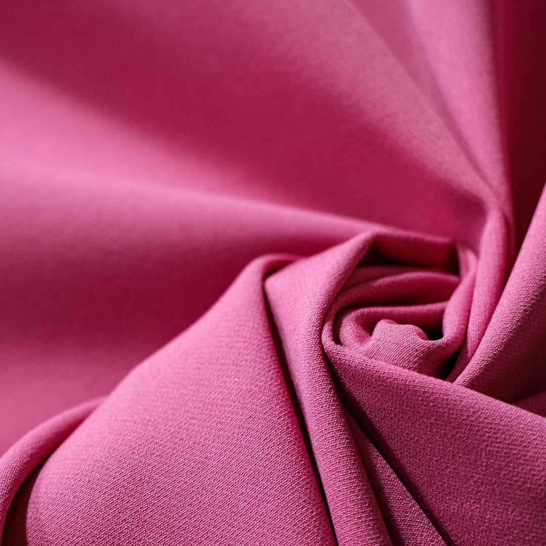 Tecido Crepe New Look Rosa Framboesa - Empório dos Tecidos